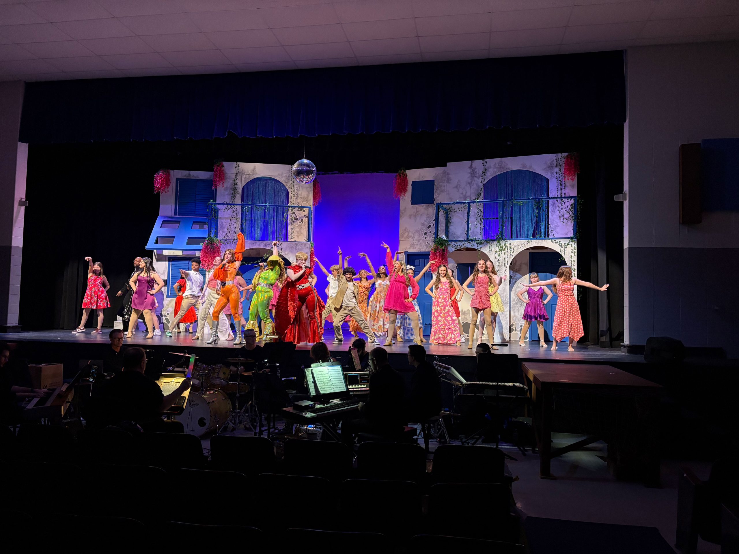 Mamma Mia!!! - William Levins